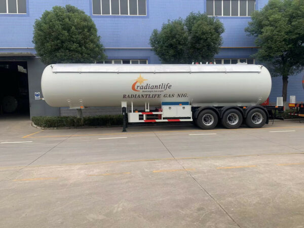 54 CBM 27 Ton LPG Propane Semi Trailer Tank - China Tank Truck